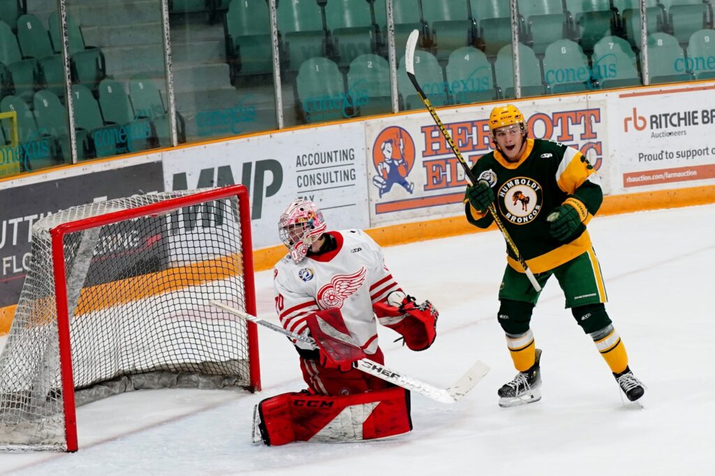 Broncos & Bombers Victorious Wednesday Night | Saskatchewan Junior ...